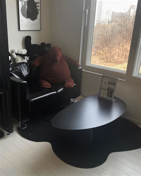 린지홈 가구 And 소파 브랜드 나만의 공간을 감각적으로 채우는 테이블 모노디 모던 블랙 원목 소파 테이블 집은 가장 편안한 나만의 공간 그 안에서 온전히 나다운 순간을