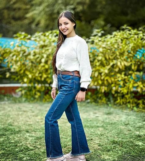 Shreya Pal Instagram Star Age Biography Boyfriend Hometown
