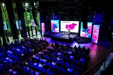 AI Summit Budapest 2024: innovations in artificial intelligence draw ...