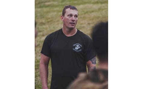 Dakota Meyer Inspires Marines On Okinawa Stripes Okinawa