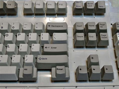 1986 IBM Model M 1390120 Made By IBM 27 OCT 86 ClickyKeyboards
