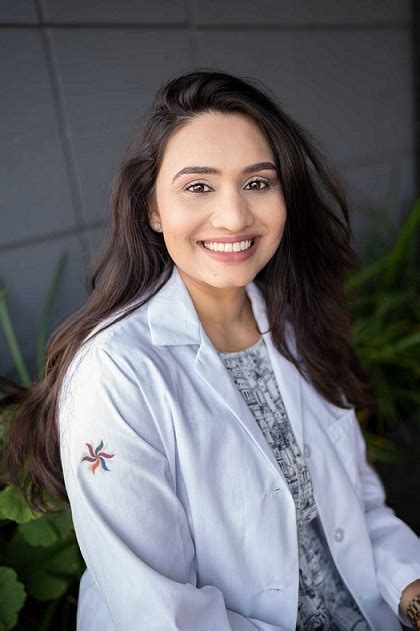 dr mansi j shah wikitia