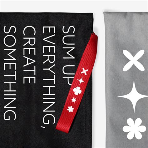 커스텀 스트랩 파우치 썸띵 브랜드 굿즈로 좋은 경험을 전합니다