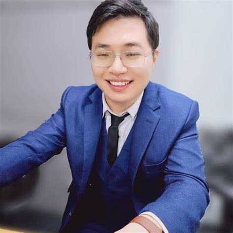 汪暐霖 Weilin Wangwang • Threads Say More