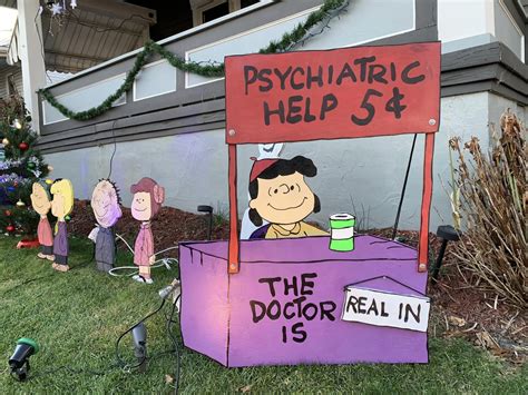 My Homemade Peanuts Christmas Yard Decorations Rpeanuts