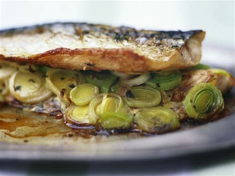 Mackerel Fillets With Leek Recipe Eat Smarter USA