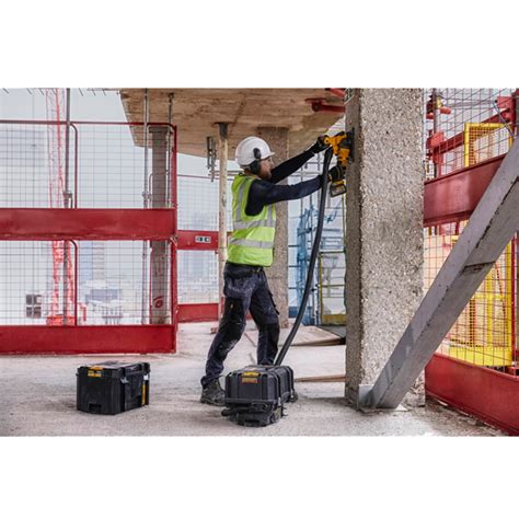 Штроборез аккумуляторный бесщёточный DeWALT DCG200NT. Фирменный магазин ...