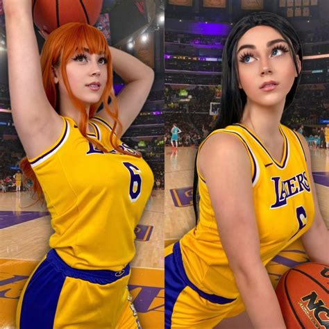 One Piece Nami E Nico Robin Giocano Per I Lakers In Questo Originale Cosplay