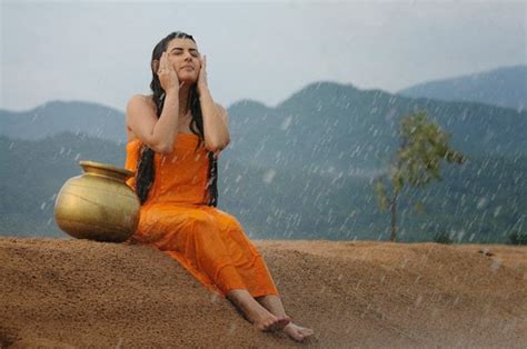 Aunty Bathing In Village Porn Pics Sex Photos Xxx Images Viedegreniers