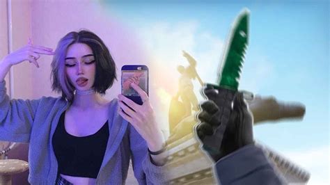 ДЕВОЧКА С КАРЕ Youtube