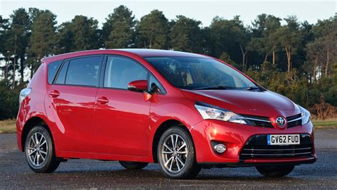 Toyota Verso 2009 2018 Review Auto Express