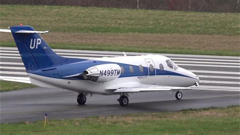 Wheels Up Delta Private Jets Hawker Beechjet 400a Taxi And Takeoff [4k Plane Spotting] Youtube