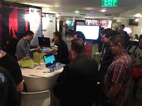 Videojuegos Ticos Se Promocionan En Feria Internacional