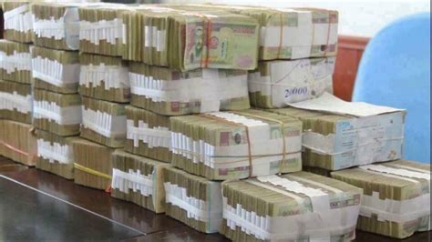 Гэрээс нь 7 3 тэрбум төгрөг олдсон С Батдөл гэж хэн бэ