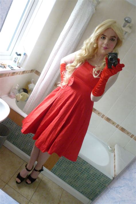 Lucy S Blog Pictures This Dress Looks Gorgeous With The