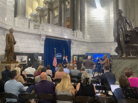 Kentucky Sees Nearly 10 Decline In Overdose Deaths The Bottom Line