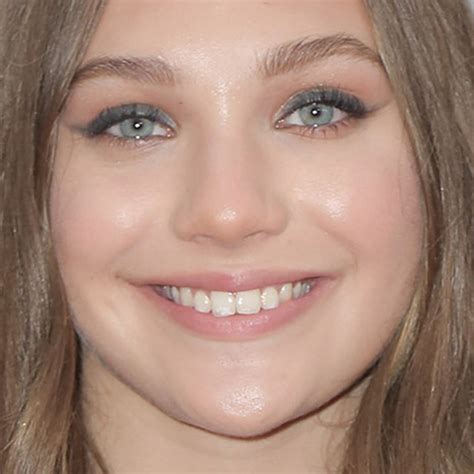 Maddie Zieglers Makeup Photos And Products Steal Her Style