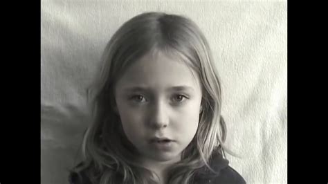 Отец снимал дочь каждую неделю в течении ЛЕТ YouTube