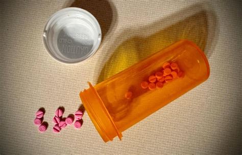 Common Thyroid Medication Tied To Higher Risk Of Bone Density Loss