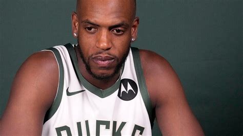 Bucks Wait To Decide Khris Middletons Availability For 2024 25 Opener