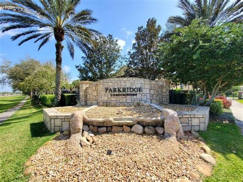 3667 Parkridge Cir Unit 9 106 Sarasota Fl 34243 Condo For Rent In
