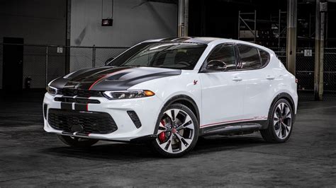 Hotter Dodge Hornet Is Coming Sooner Than You Think