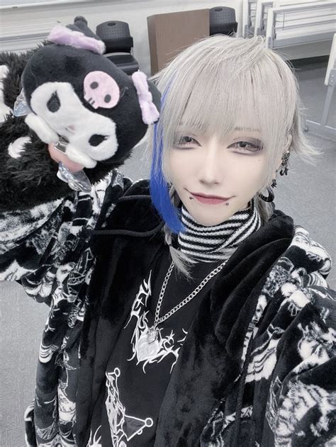 Kiru - マーキュロ | Visual kei, Japanese boy, Pretty people