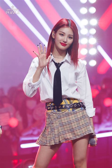 최근 퀸덤퍼즐 빨간 머리로 각인시키고 있는 여자아이돌 인스티즈instiz 이슈 카테고리 최근 퀸덤퍼즐 빨간 머리로 각인시키고 있는 여자아이돌 인스티즈instiz 이슈 카테고리