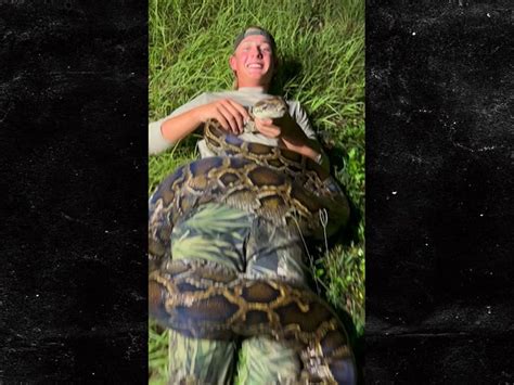 Foot Long Python Caught By Teens In Florida Swamp Internewscast Journal