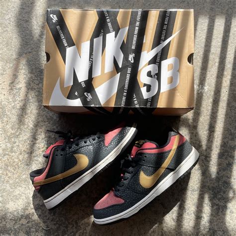 Nike Sb Dunk Low Walk Of Fame Munimorogobpe