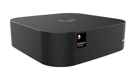 snapdragon developer kit มินิพีซี สำหรับพัฒนาแอป windows บน arm