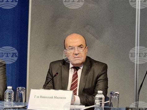 Все по трудно става организирането на избори в чужбина смята министърът на външните работи