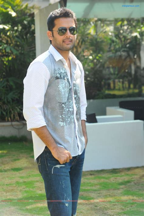 Nitin Tamil Actor Photos Stills Photo 176524