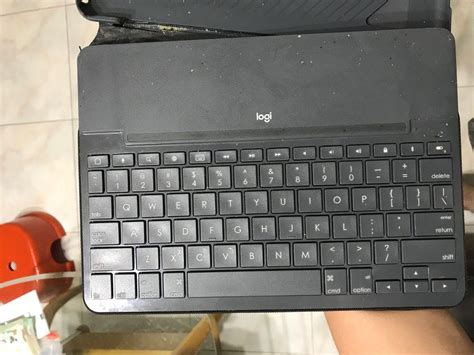 Logitech Ipad Th Gen Case Keyboard Mobile Phones Gadgets Mobile Gadget Accessories