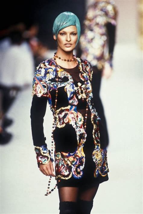 La Linda Evangelista