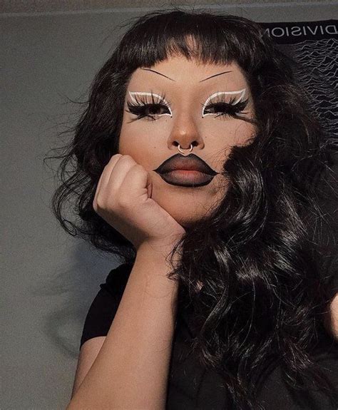 Pin By Tanzania Lateef On Beat Face Honey Makeup Obsession Punk