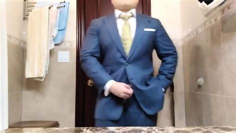 Str8 Daddy Jerking Off In Suit Eporner