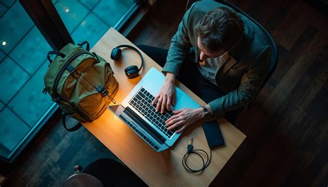 How To Create A Mobile Office With Your Tech Edc Backpack Eriks Recs