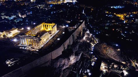 아크로폴리스 언덕의 파르테논 신전 아테네 역사적인 센터 그리스 공중 무인 항공기 밤 사진 0명에 대한 스톡 사진 및 기타 이미지 Istock