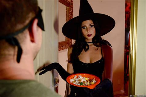 Latina Wife Ariana Marie Having Sex After Ridding Halloween Costume Porn Pictures Xxx Photos