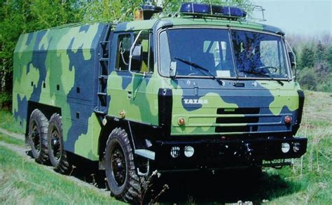 CZE - ACHR-90M (dekontaminační vozidlo) : Czechoslovakia / Czech ...