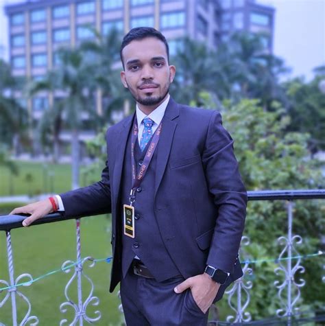 vinayak tiwari