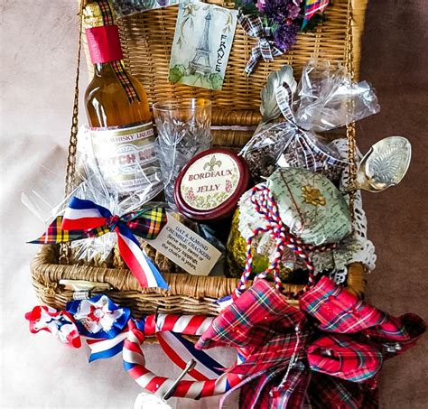 How To Make The Perfect Christmas Hamper Larder Love