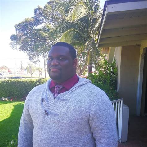 Emmanuel Brumfield E Brumfield • Threads Say More