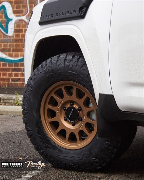 Toyota Landcruiser 300 Series White With Bronze Method 703 Wheel Front