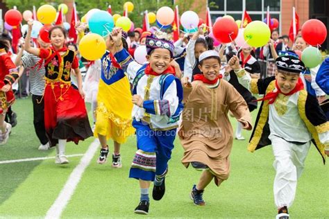 江苏海安：庆祝“六一” 人民图片网