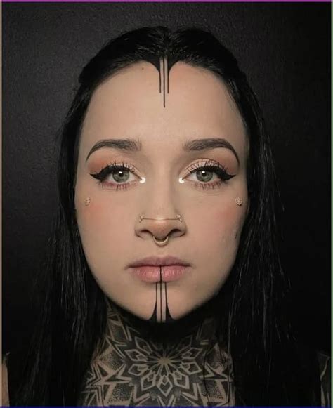 Concealing Tattoos 7 Effective Makeup Methods Tatuaggi Sul Viso