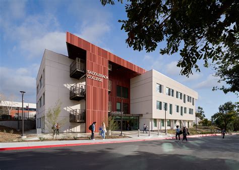 Saddleback College Gateway Building
