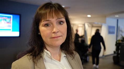 Monica Nielsen Trekker Seg Rsapmi