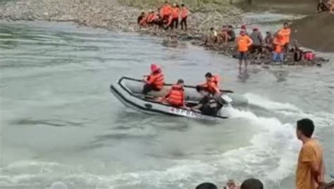Dua Kepergian Dalam Satu Ziarah Ilham Dan 100 Hari Sang Nenek Di Sungai Jombe Obor Bangsa